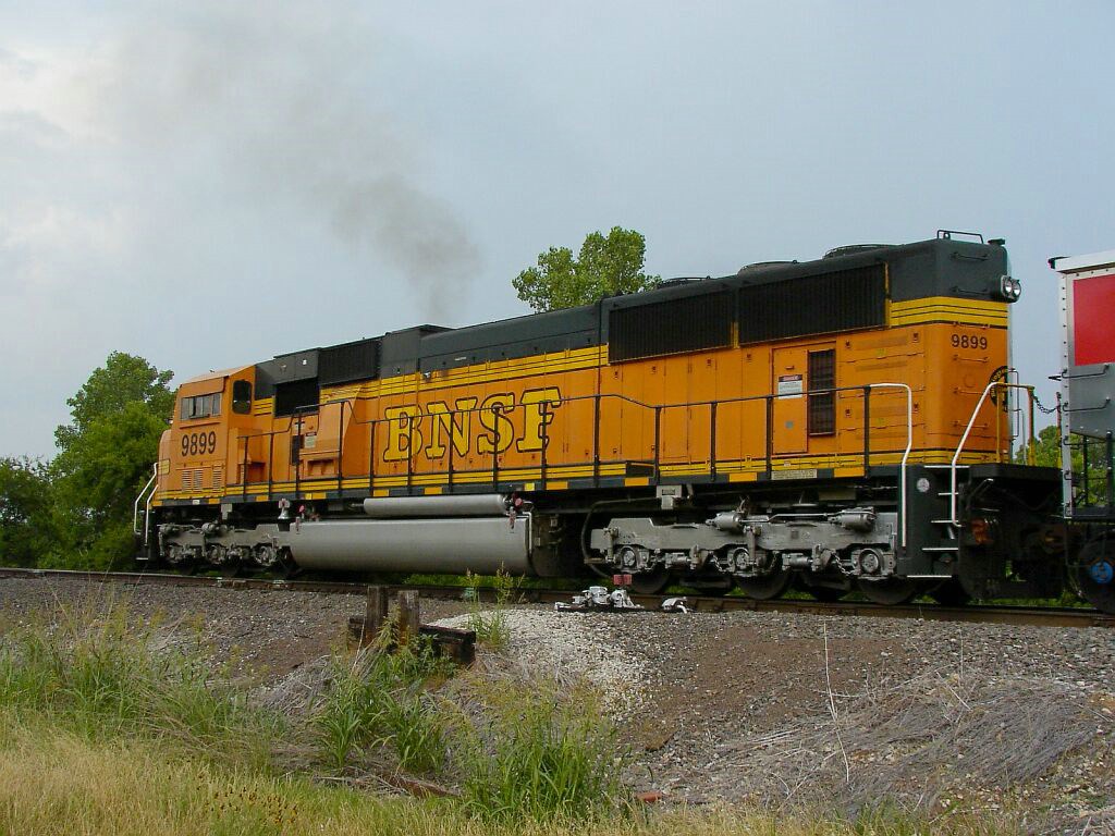 BNSF 9899